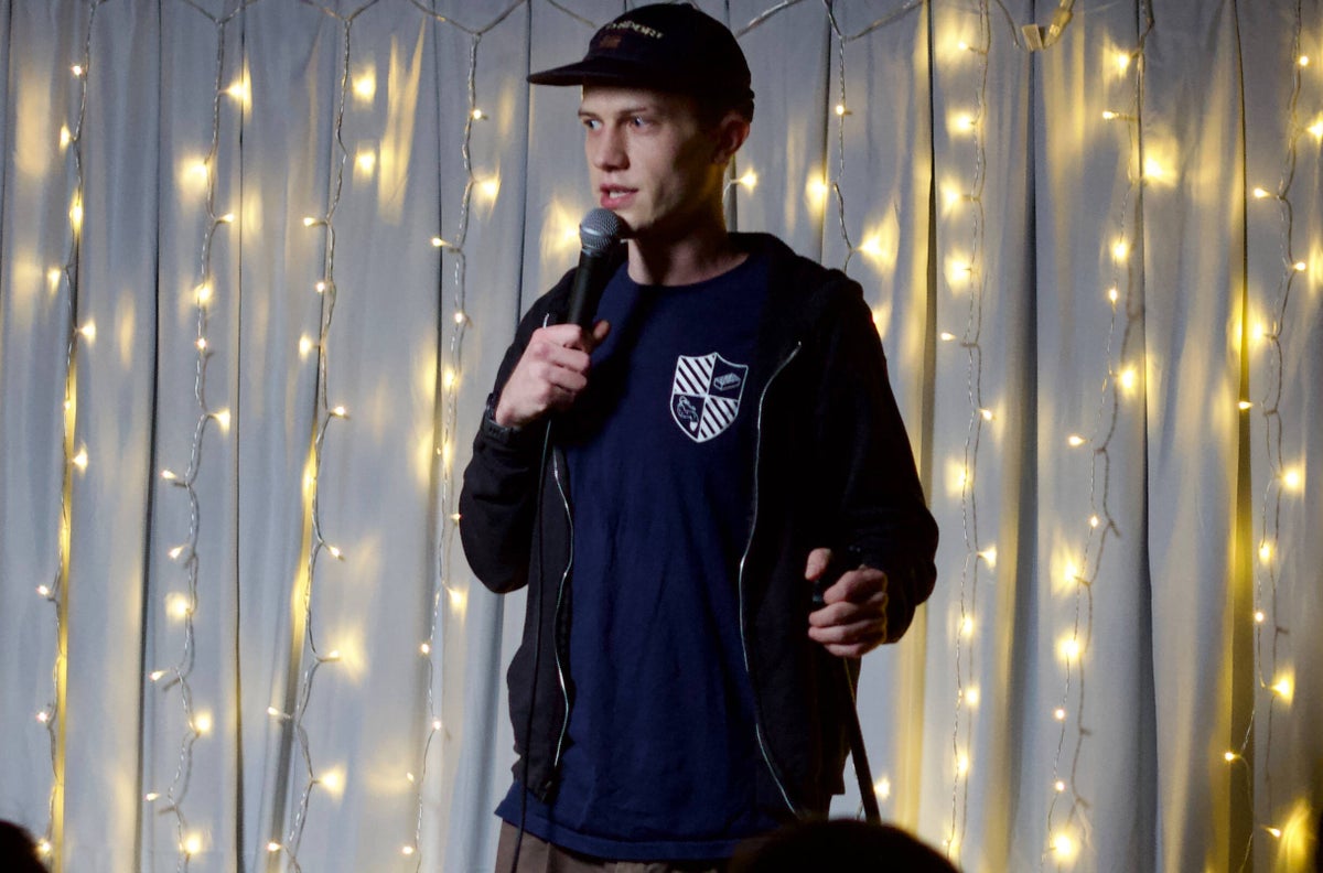 Experience Live comedy!